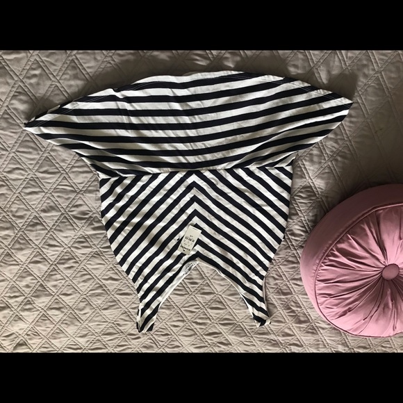 Express | Tops | Express Blouse V Neck Cleavage Vertical Lines | Poshmark